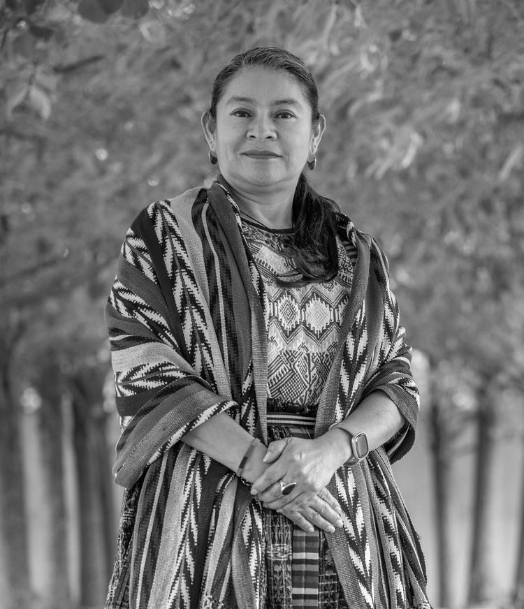 Irma Alicia Velásquez Nimatuj - Illinois Holocaust Museum